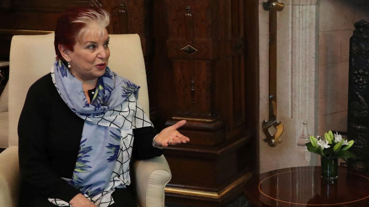 Renunció Elsa Barber, la primera mujer en dirigir la Biblioteca Nacional