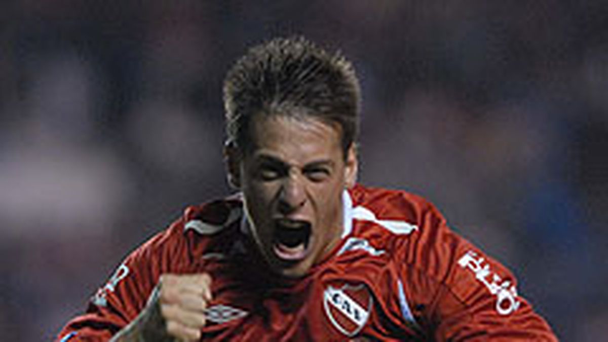 Denis firmó por 5 años con el Nápoli