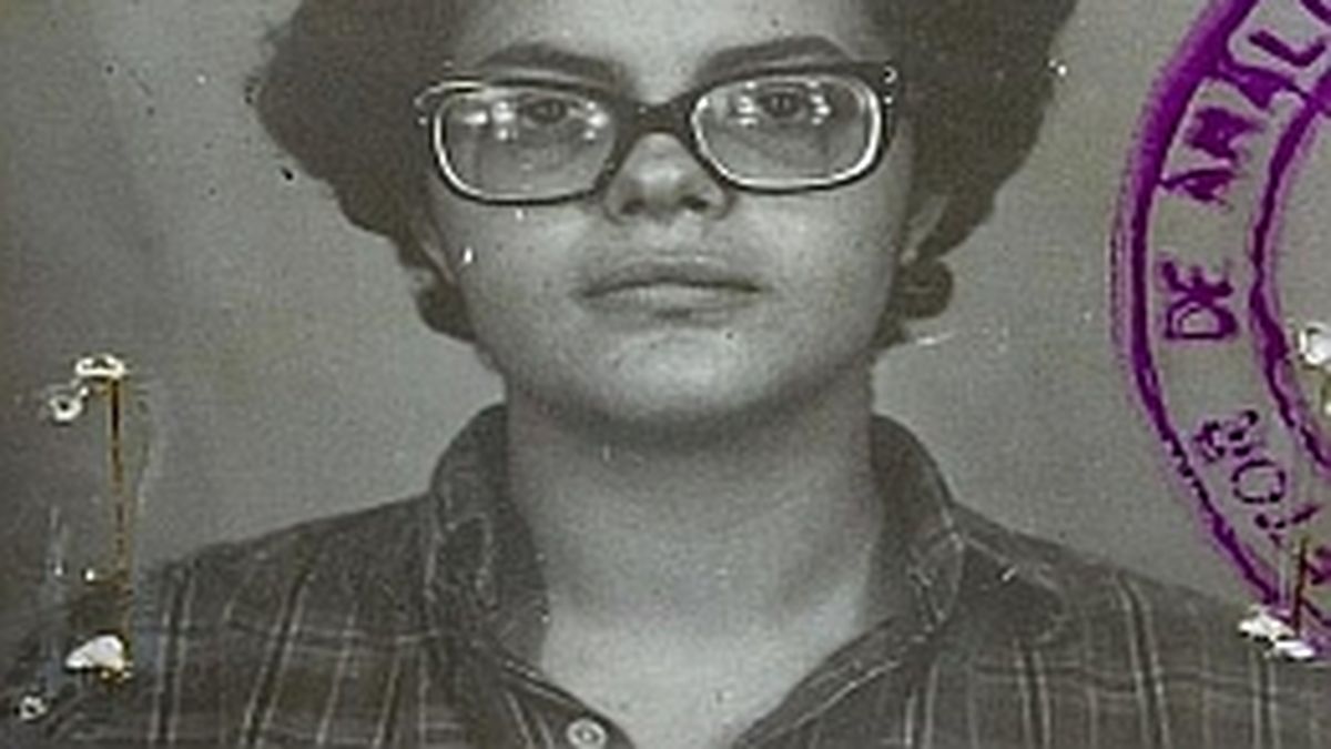 Brasil: vinculan a Dilma Rousseff con grupos armados