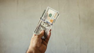 Inversiones tradicionales vs. mercados de capitales: cuál ganó más en ...