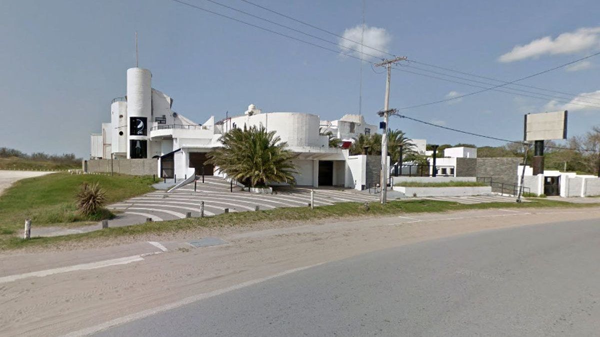 Pinamar: comenzaron a demoler el histórico boliche Ku