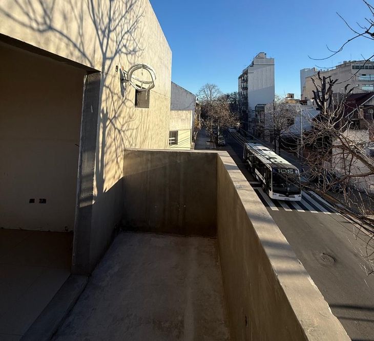 Cuánto cuesta un departamento de 3 ambientes a estrenar en Monte Castro ...