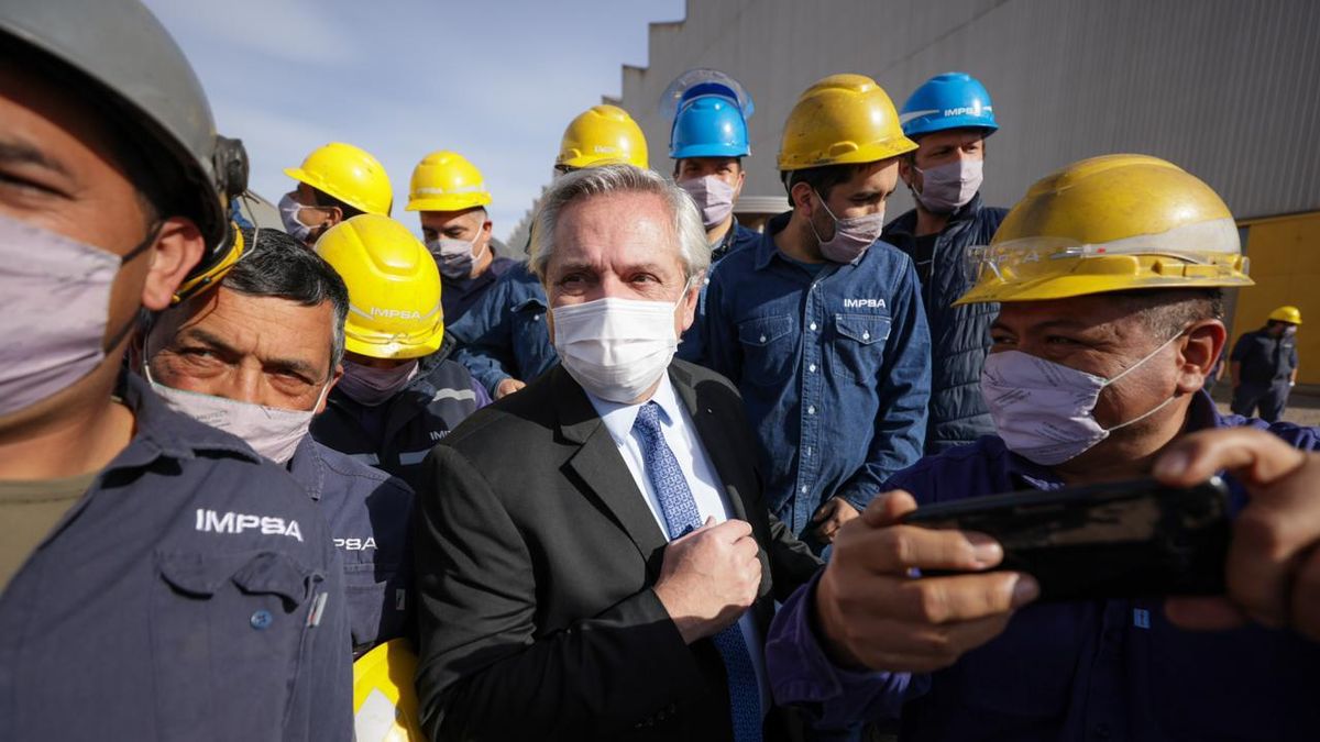 Alberto Fernández visitó la planta de IMPSA: Logramos mantener en pie ...