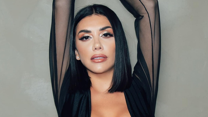 Así es el coche de Karime Pindter, la presentadora mexicana dueña de ...