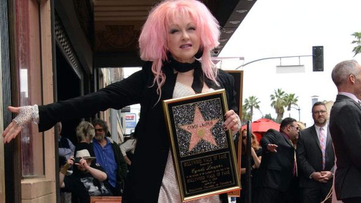 Cindy Lauper ya tiene su estrella en el Paseo de la Fama