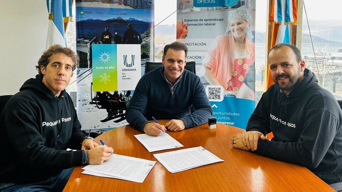 La Secretaría de Turismo de Ushuaia y la ONG Pequeños Pasos firman un ...