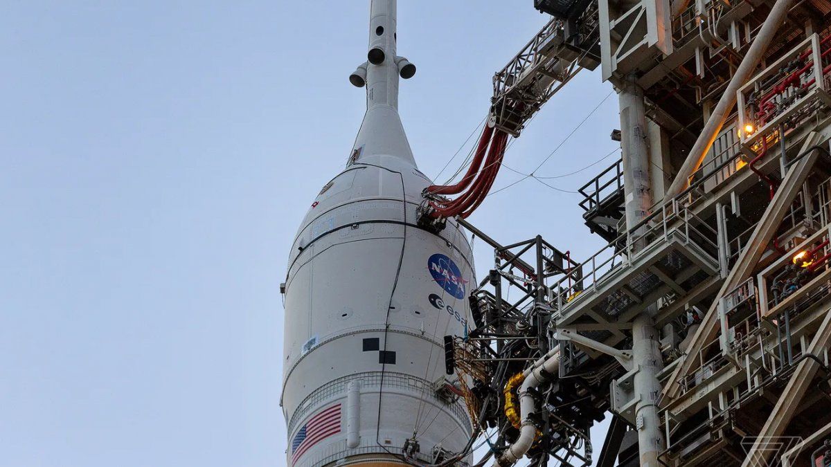 La NASA reveló los trajes espaciales que se usarán en el próximo viaje a la Luna