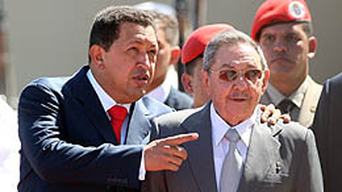 Raúl Castró eligió Venezuela para su primer viaje exterior como presidente