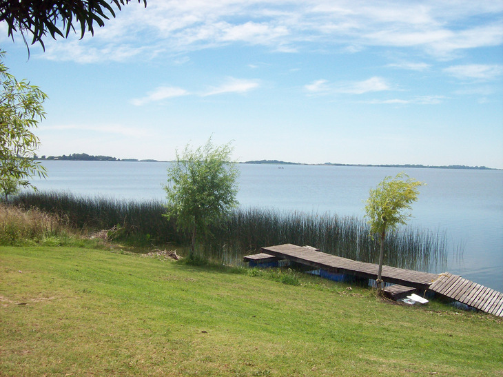Fin de semana: 4 campings cerca de la Ciudad Buenos Aires