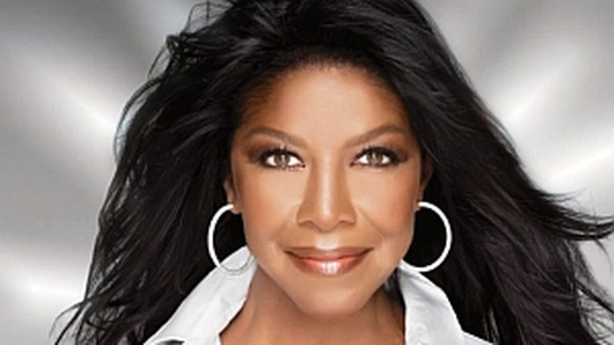 Falleció Natalie Cole como consecuencia de una falla cardíaca