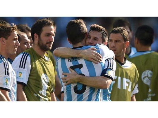 Gago explicó cómo hace Messi para ser líder de la Selección sin ...