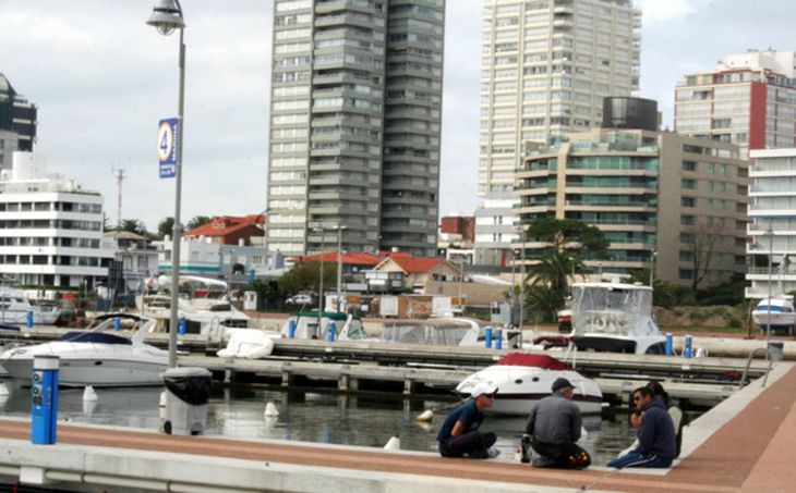 Auge náutico: el Puerto de Punta del Este opera al 100% y tiene en ...