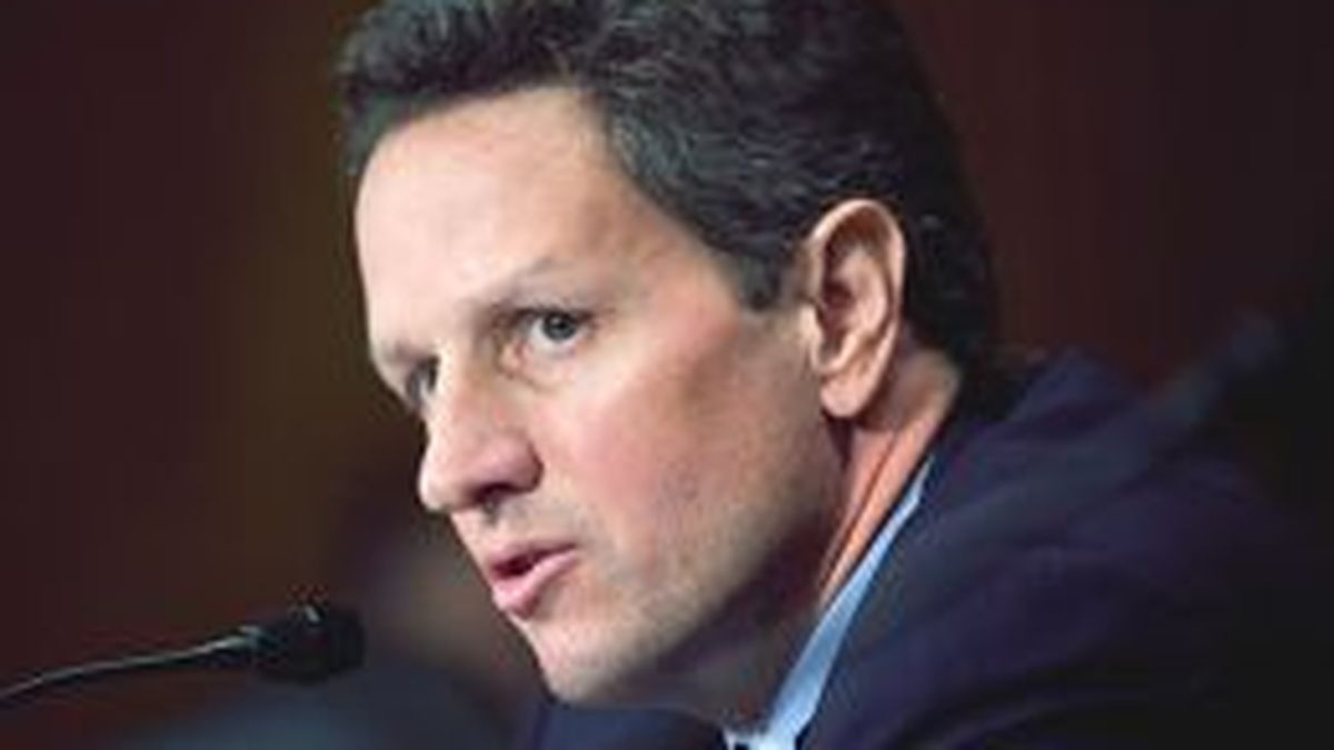 Geithner renovó críticas contra China por el valor del yuan