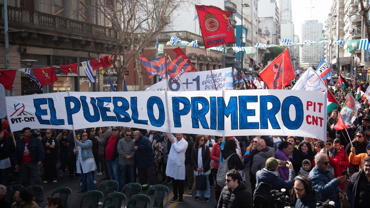 El PIT-CNT cerró su primer paro con presiones en torno al presupuesto y ...