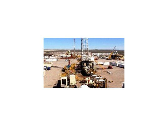 Bridas adelantó que realizará millonaria inversión con YPF