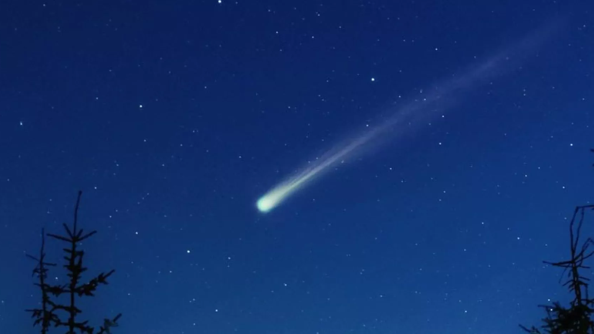 El Cometa del Siglo se acerca a la Tierra: fechas y horas exactas para ...