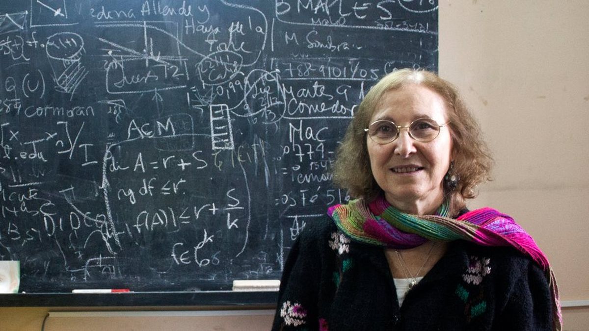 Alicia Dickenstein, la mujer argentina que es la imagen principal en ...