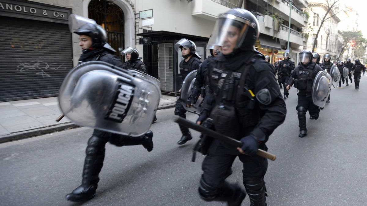 Operativo En La Casa De Cristina Fernández De Kirchner Ordenan