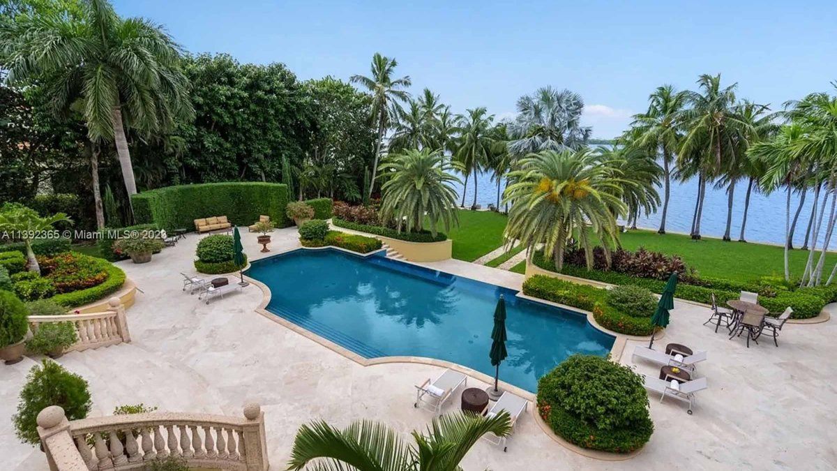 The new mansion of the founder of Amazon in Florida - 24 Hours World