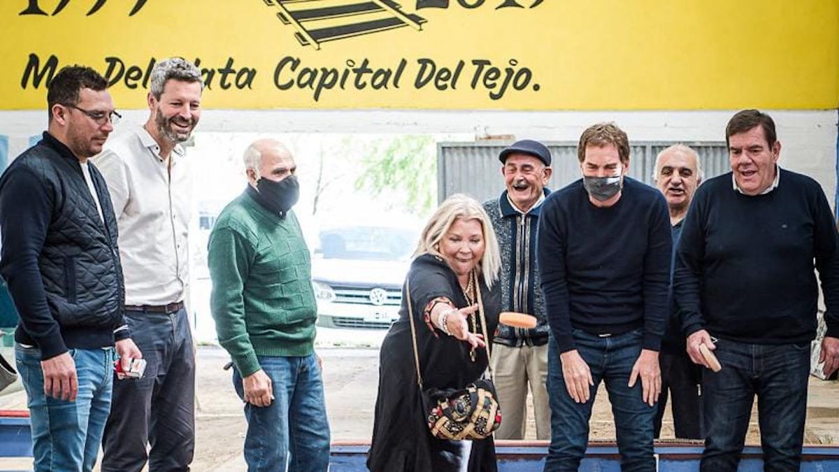 Santilli y Carrió recorrieron Mar del Plata: Estamos ante una ...