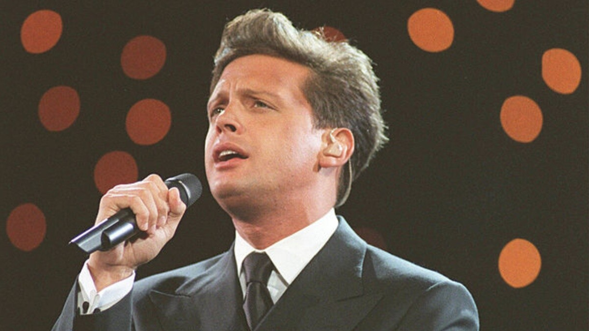 La INÉDITA entrevista de LUIS MIGUEL a sus 12 años: "Hacer locuras es ...