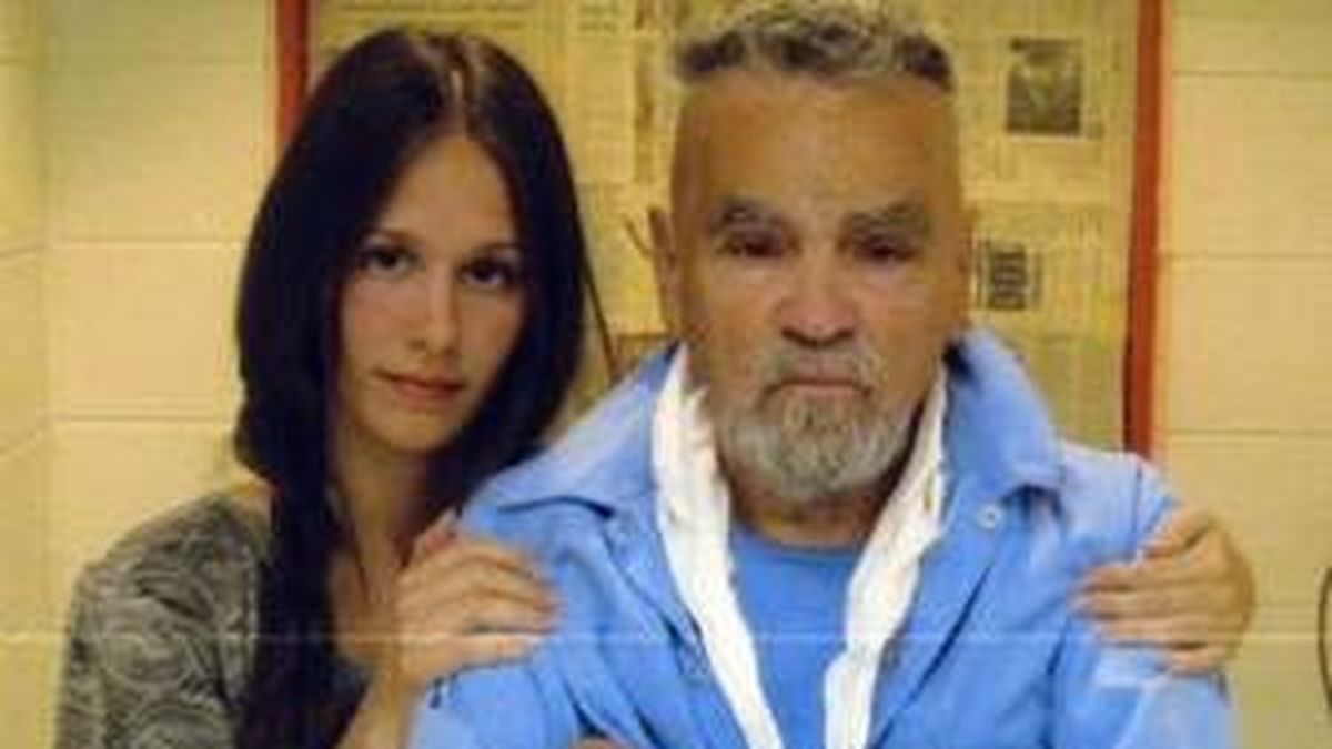 El asesino Charles Manson se casará con joven de 26 años