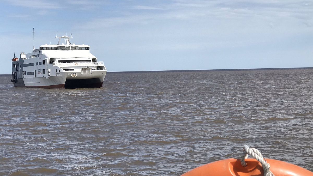 Colonia Express amplía su flota con el nuevo SuperFerry, rápido y ecológico